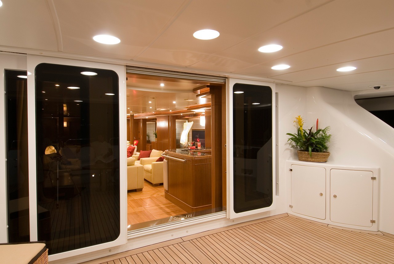 Yacht BLUE VISION, Benetti Yachts | CHARTERWORLD Luxury Superyacht Charters